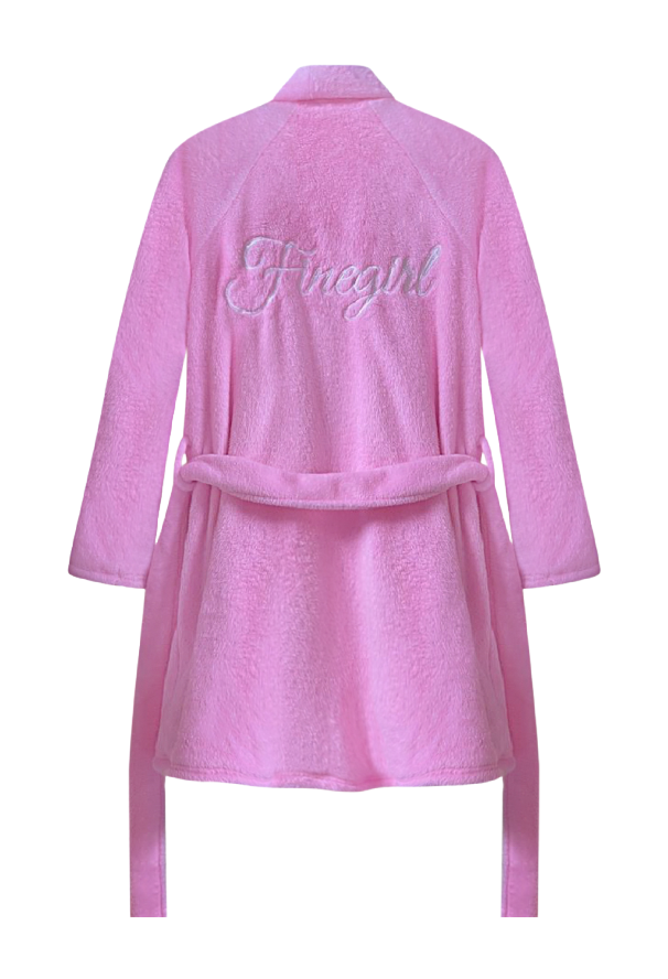So 2000s Robe – Fine Girl